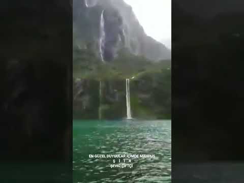 EN GÜZEL DUYGULAR İÇİMDE MAHPUS ŞİİR
