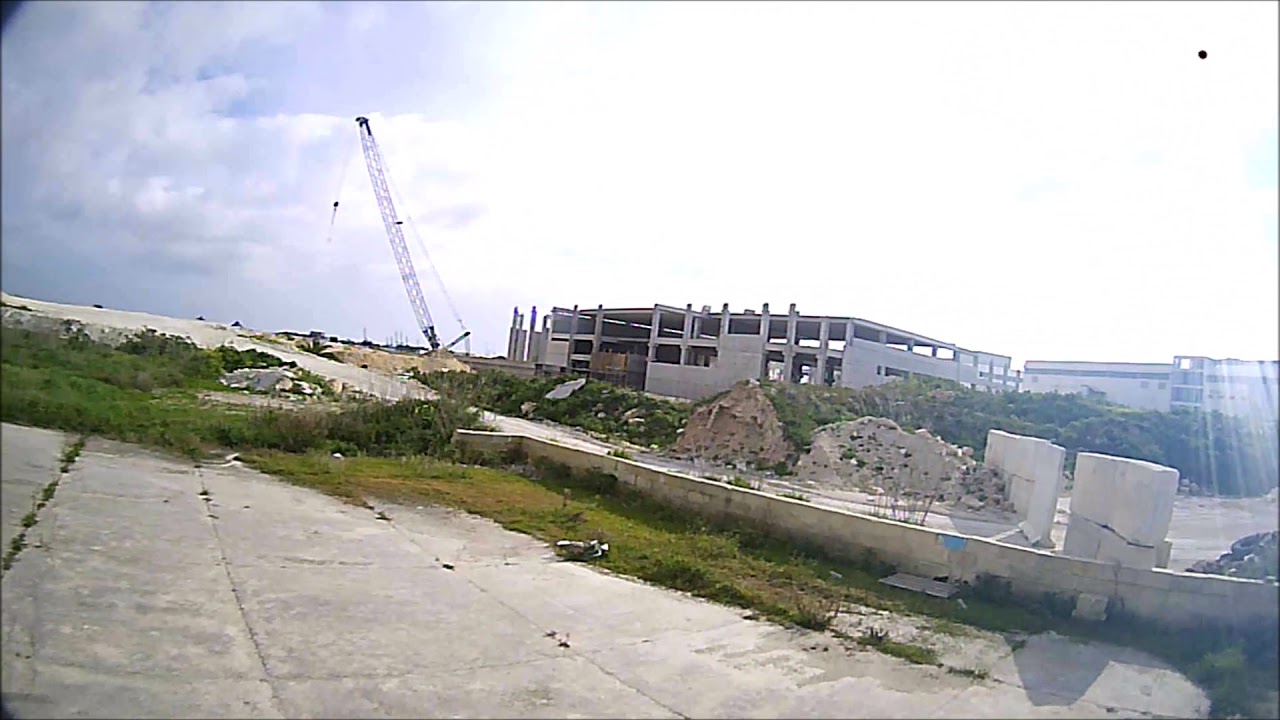 Practicing the low pass flight !!!. - YouTube