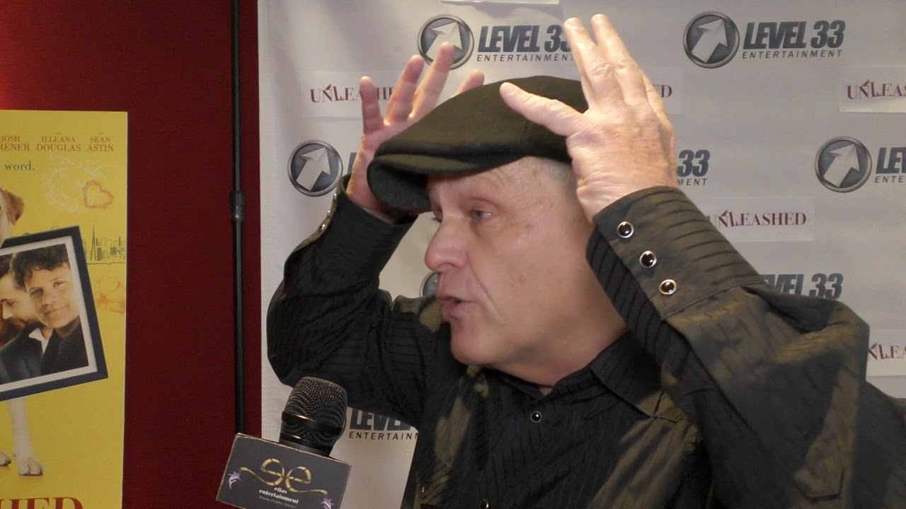 UNLEASHED Premiere - Carpet Chat with FINN TAYLOR - YouTube