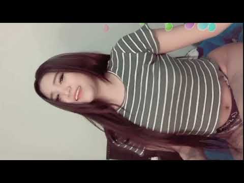 Bigo live HOTT...SI CANTIK GAK PAKE CELANA😍😍