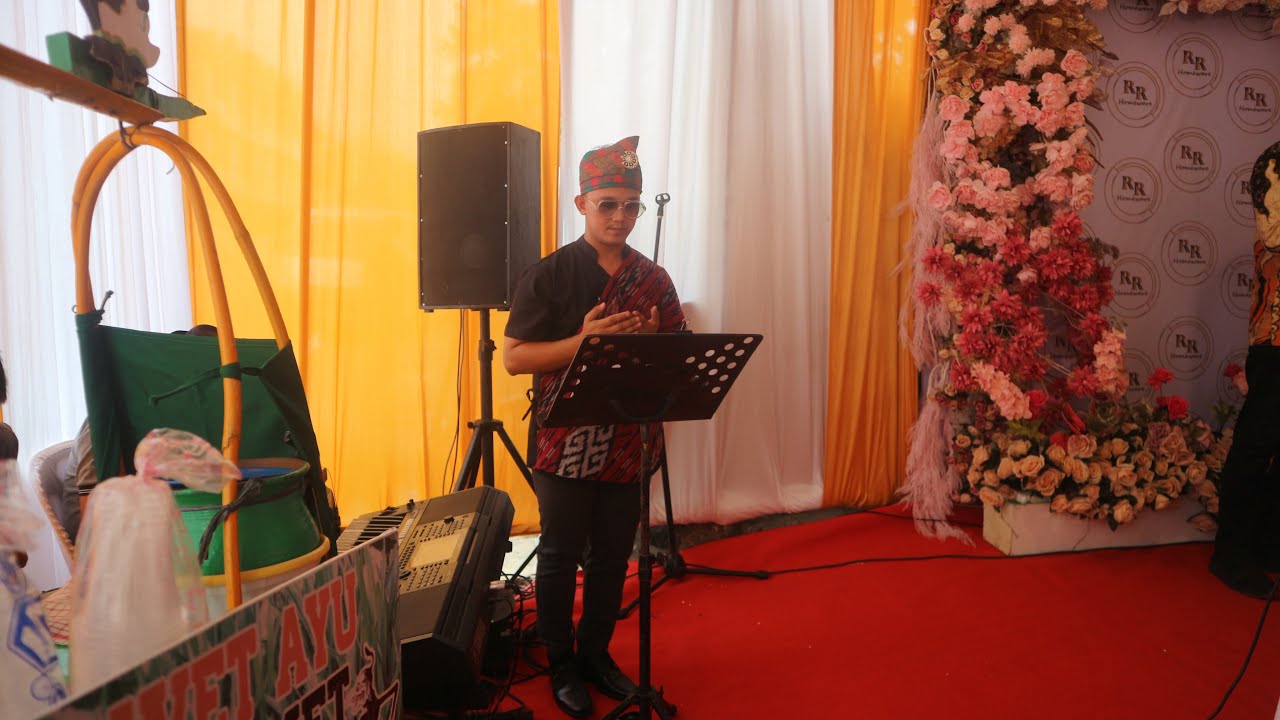 MC ACARA GRAND OPENING TOKO - YouTube