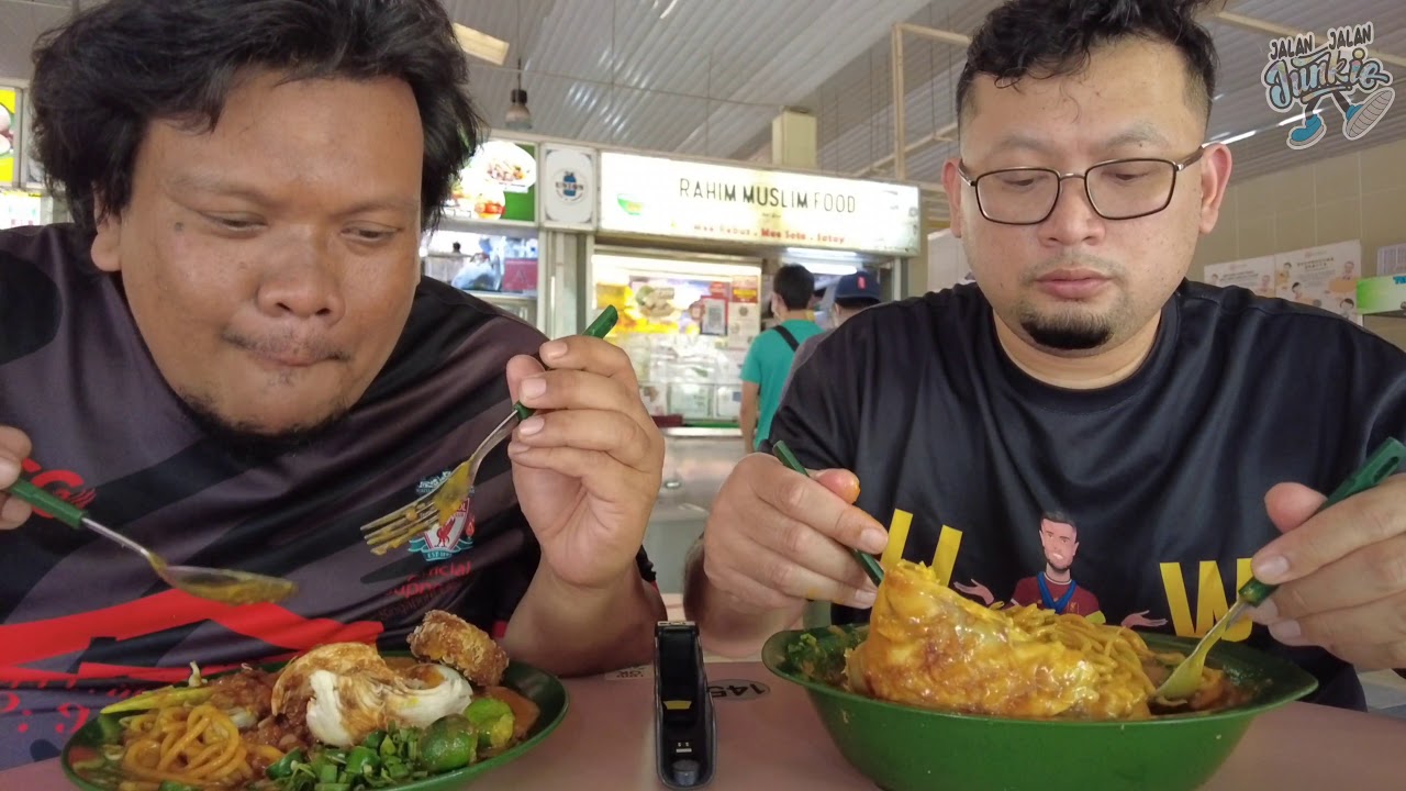 #makango series Episode 4 - Rahim Muslim Food - YouTube