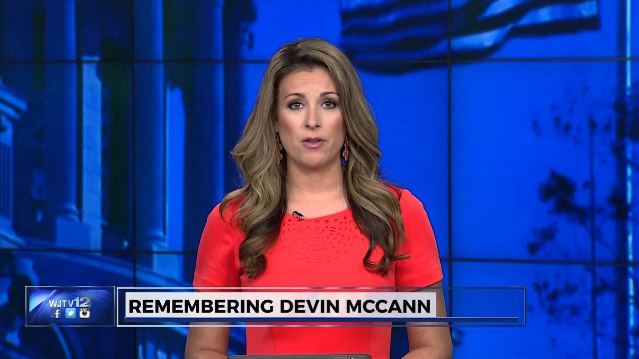 Danielle Avitable: January Anchoring - YouTube