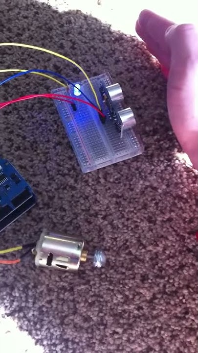 Arduino motor controlled by a proximity sensor - YouTube