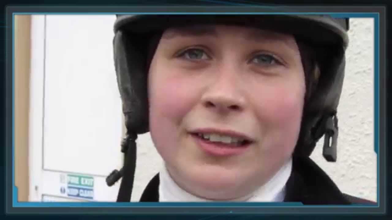 Duhallow Hunt returning to Castlemagner - YouTube