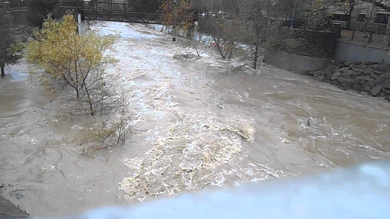 Santa Rosa Creek Flooding - YouTube