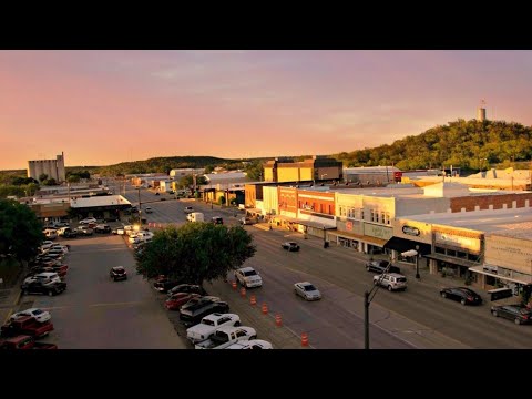 GRAHAM TEXAS A BEAUTIFUL TOWN. #Grahamtexas #Walmart #Possumkingdomlake ...