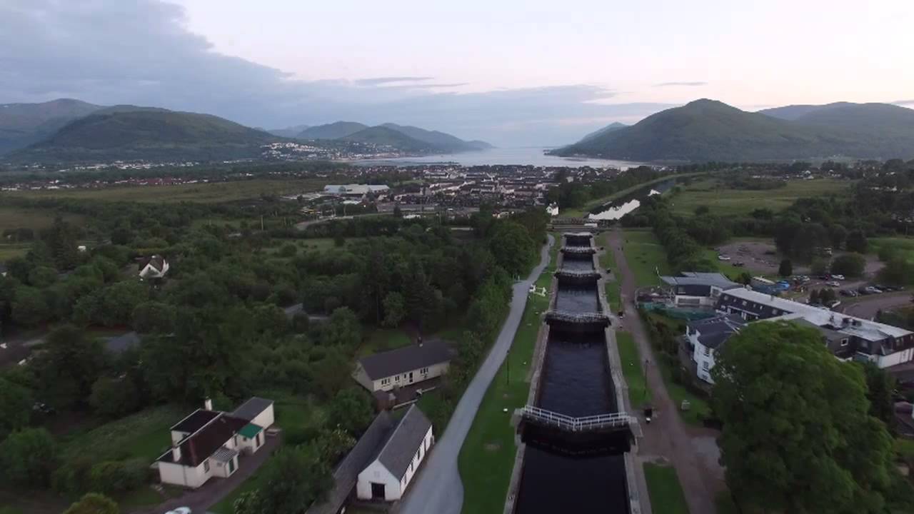 Flying down the Neptune Staircase. - YouTube