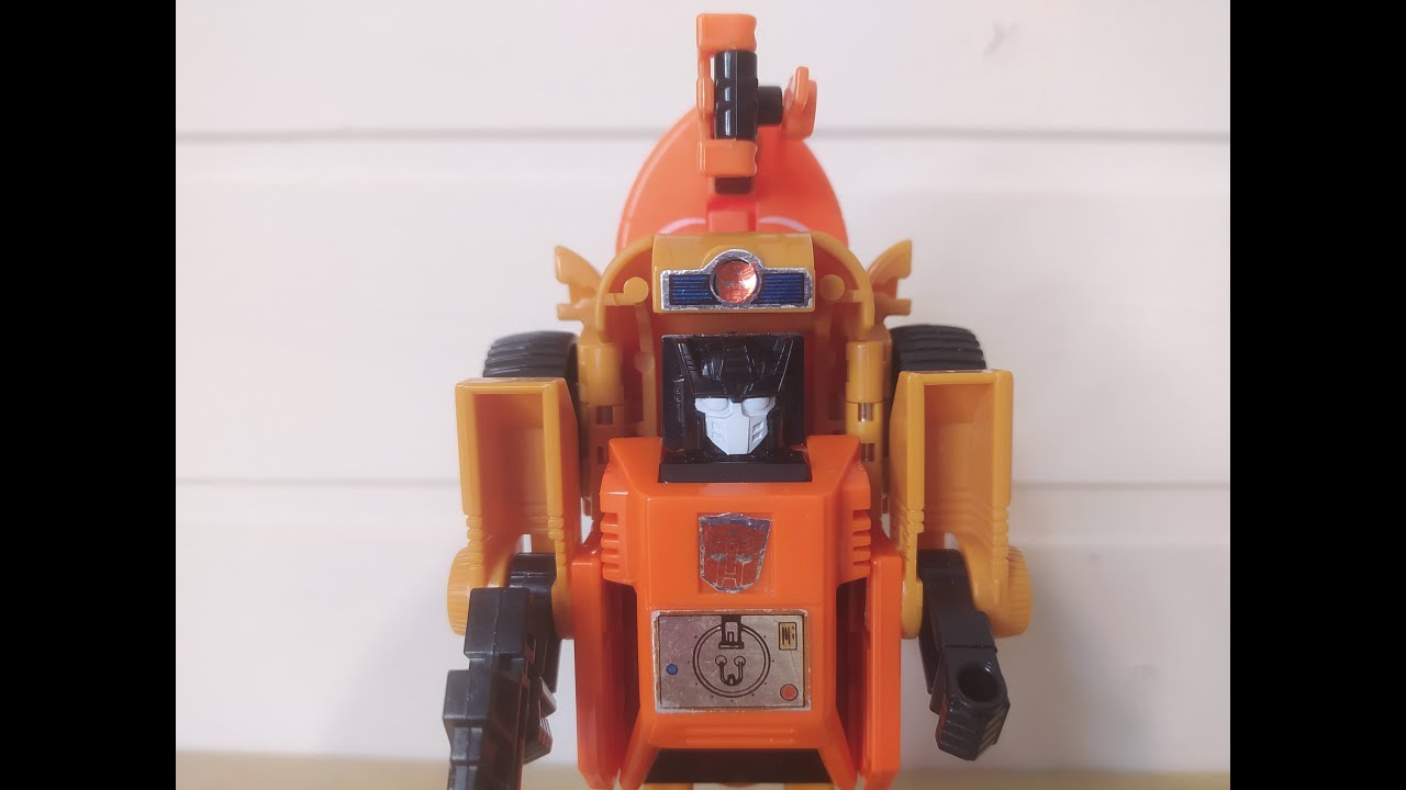 Transformers Sandstorm G1 Classic 1991 - YouTube