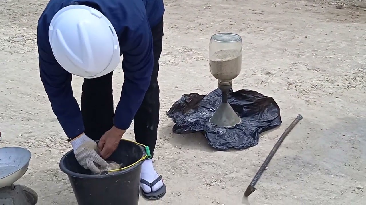 tes kepadatan tanah dengan sandcone(1) - YouTube
