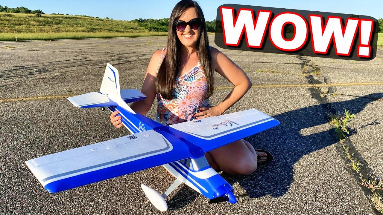 Will she CRASH flying INVERTED? - E-flite Valiant 1.3m RC Plane ...