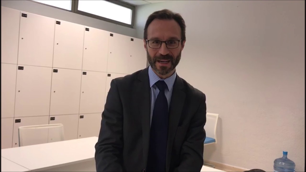 Entrevista a Javier Mayoral - Cambio de calendario académico - YouTube