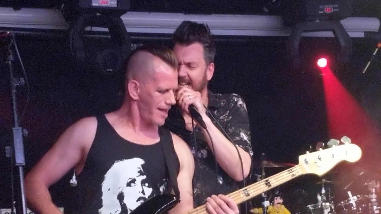 Bulsara and His Queenies: Rock It (Prime Jive) LIVE! @ Sheffield O2 ...