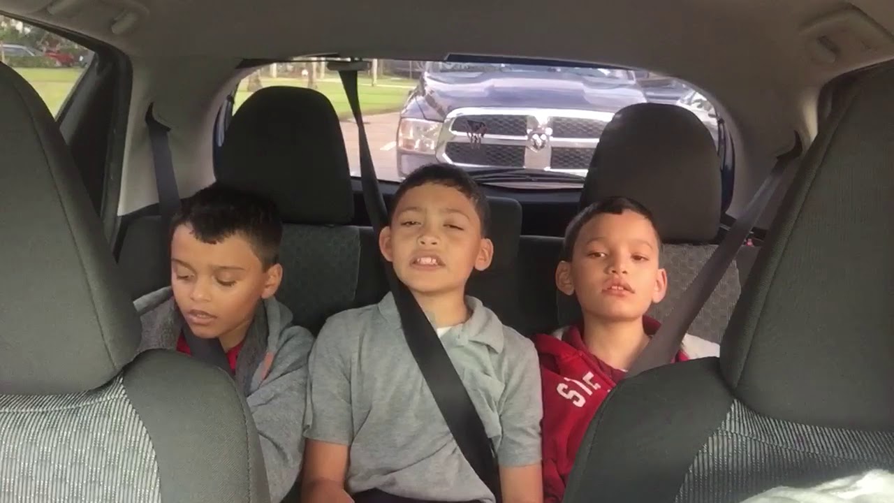Boy’s singing in the car. - YouTube