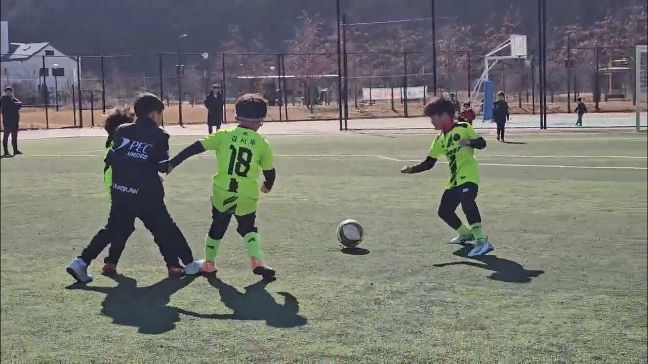 2025.01.25 스토브리그3일차_ 더퍼스트fc(u8) vs 수원pec블랙_2Q - YouTube