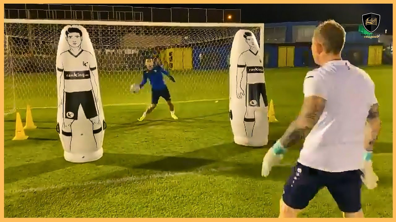 Professional Goalkeeper Training - YouTube