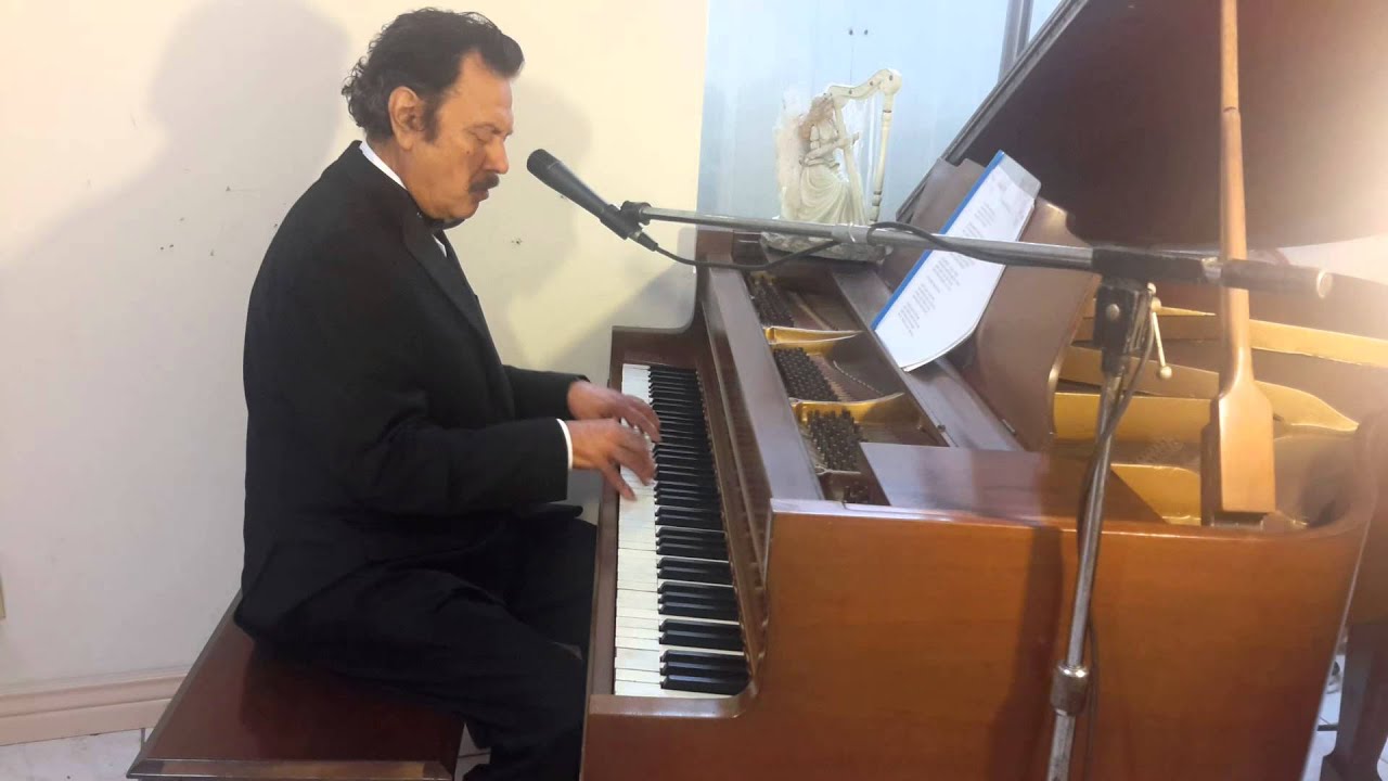 CHUCHO CASTILLO SHOW " IT'S NOW OR NEVER " - YouTube