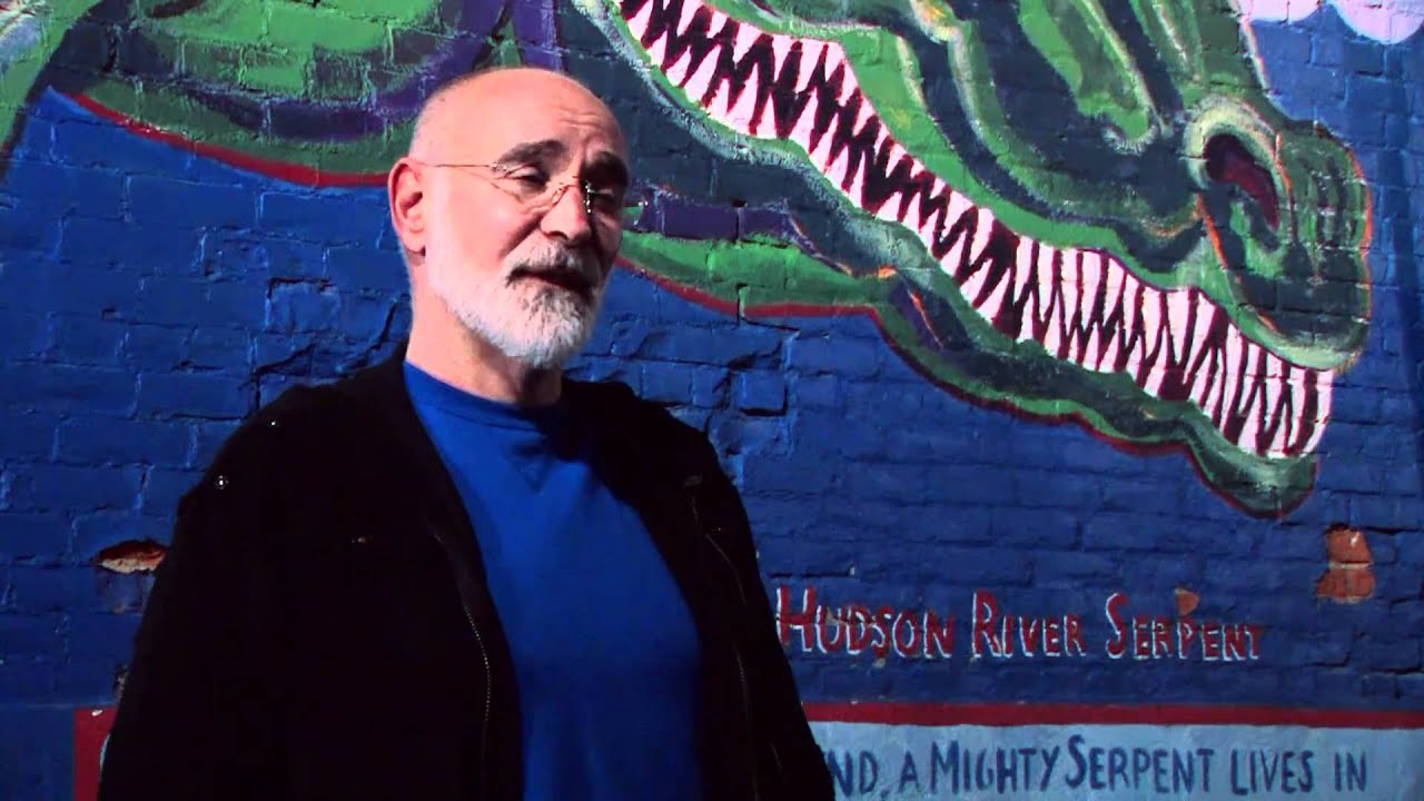 John Zaffis on fear of the dark - YouTube