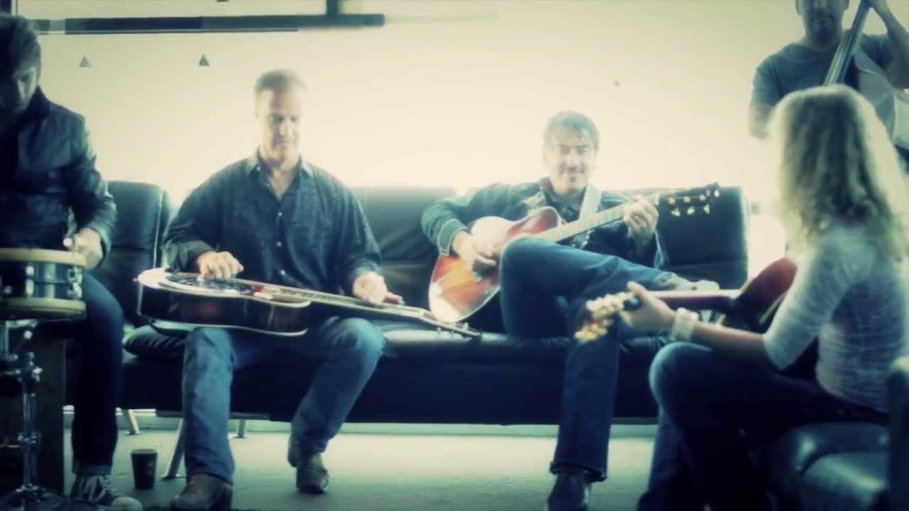 Pontoon ~ Chareè White Official - YouTube