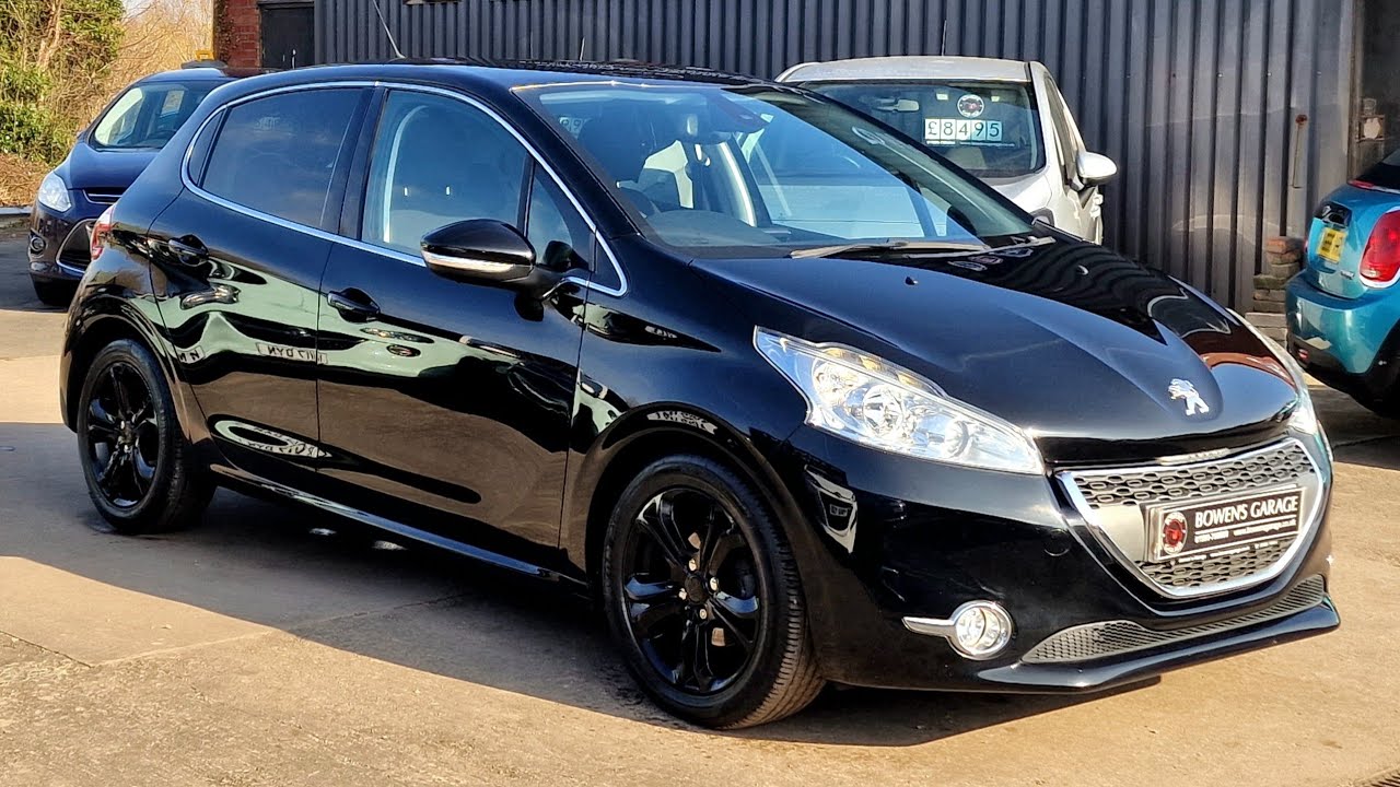 2013 (13) Peugeot 208 Allure 1.6 VTi 5Dr in Nera Black. 44k Miles. 8 ...