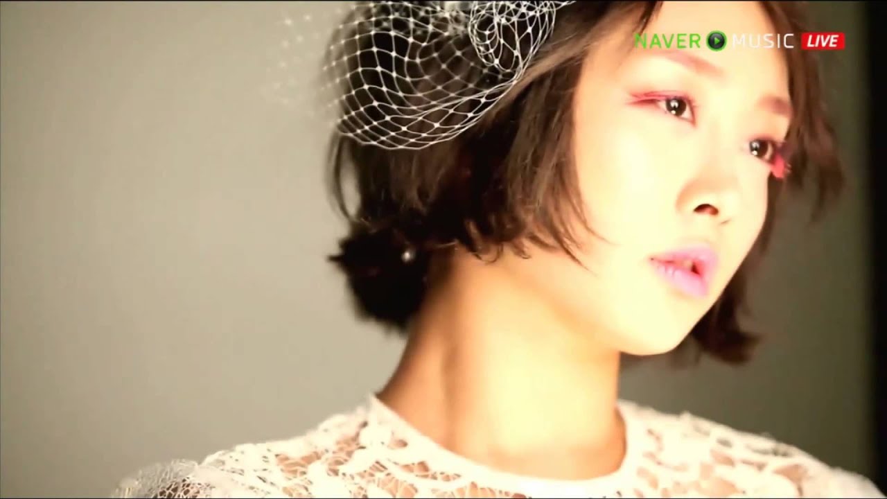 KARA - 4th Album 'FULL BLOOM' Cover Photoshoot (Making of) - YouTube