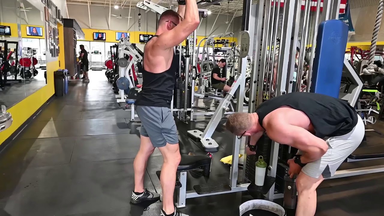 Dr. Fit back training - YouTube