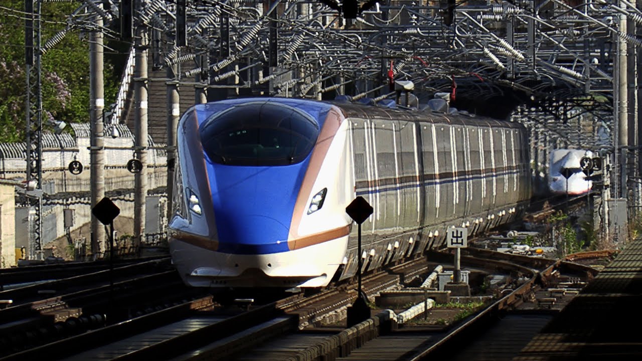 新幹線118＊上毛高原駅通過＊E2系・E4系・E7系・E926＊shinkansen - YouTube