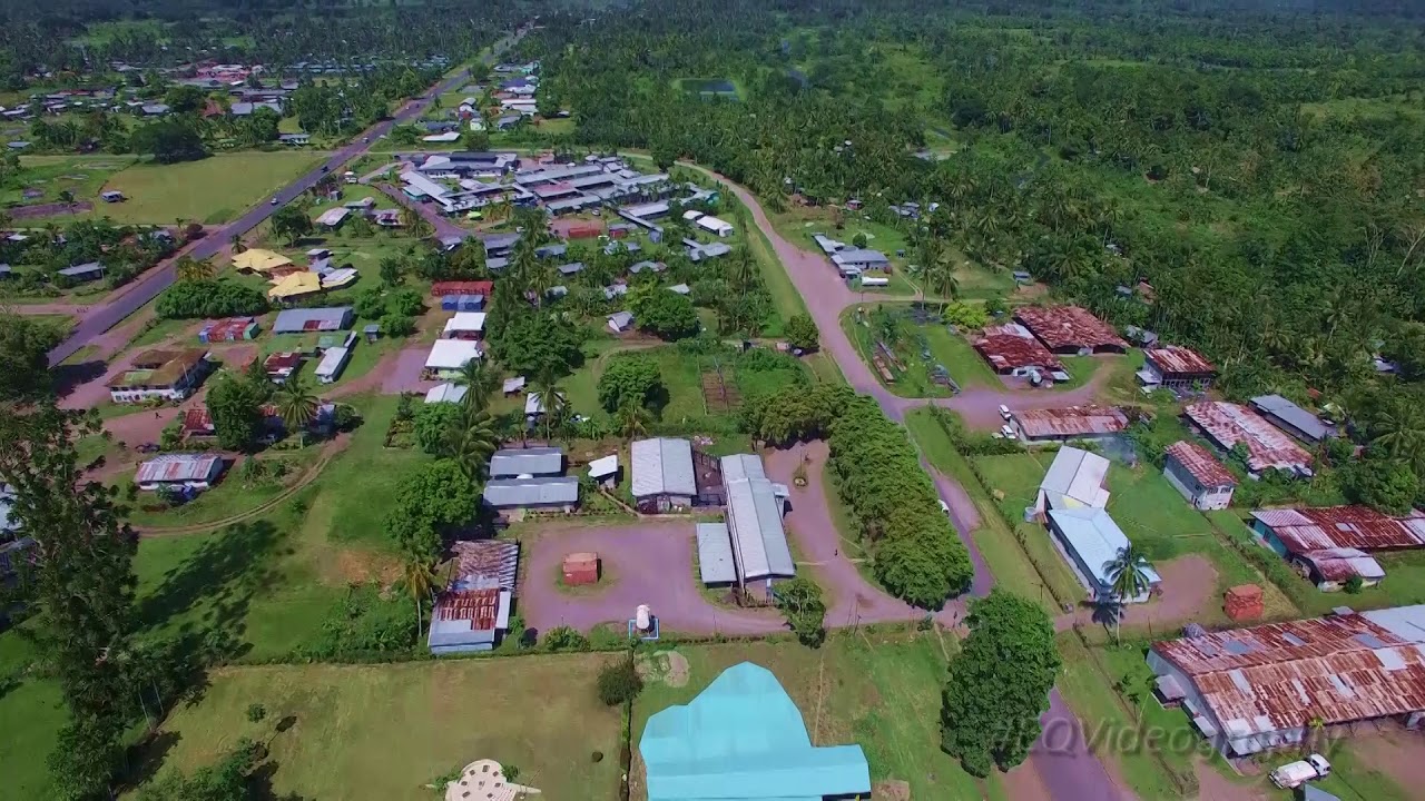 Droning Popondetta TOWN - YouTube