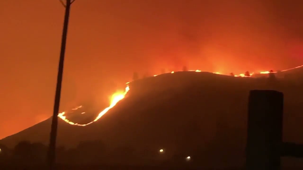RAW Video: Wildfires burn in Nespelem area of Okanogan County - YouTube