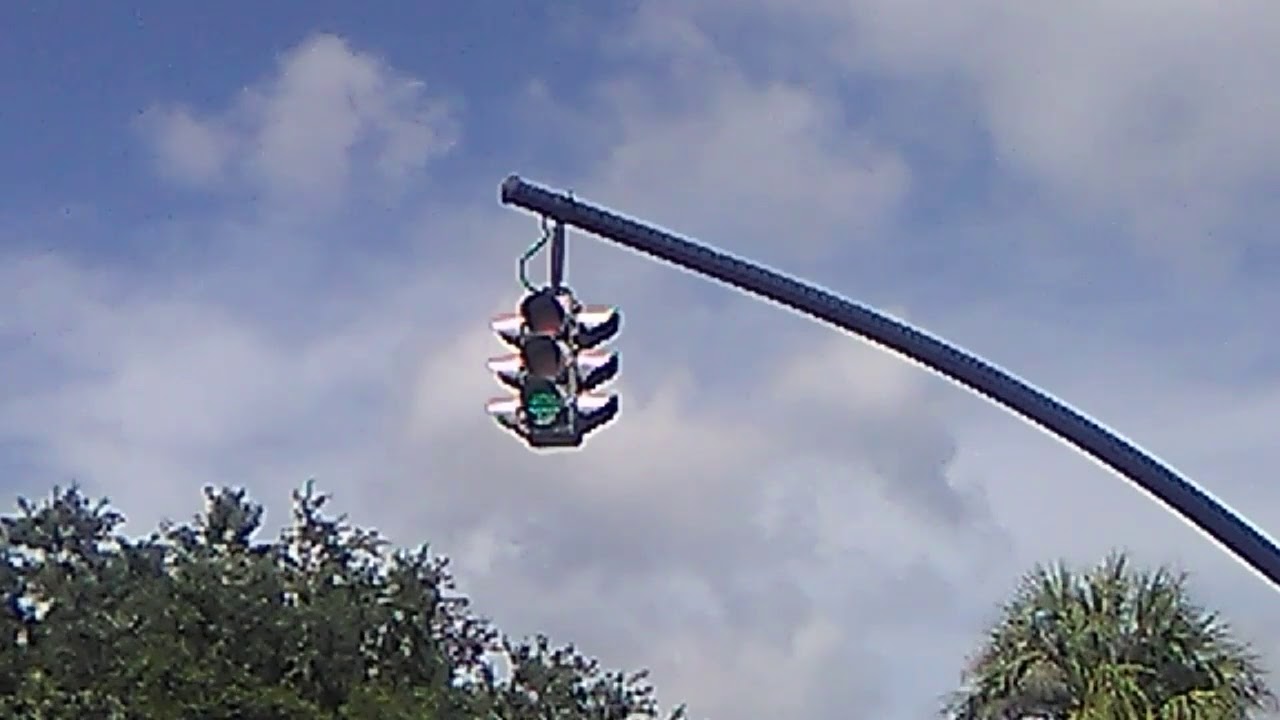 4 way 8" signals with polara buttons. - YouTube