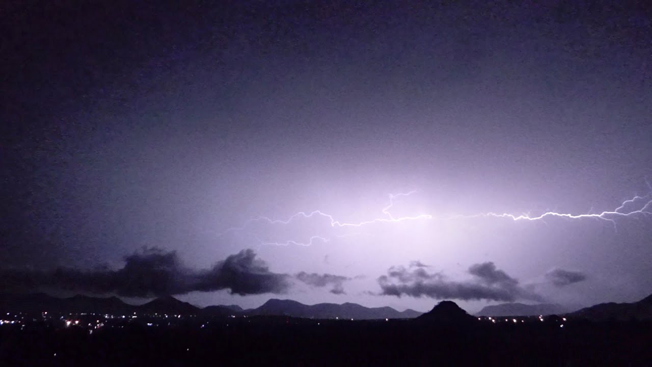 Amazing night time lightning display, Mutare, Zimbabwe - YouTube