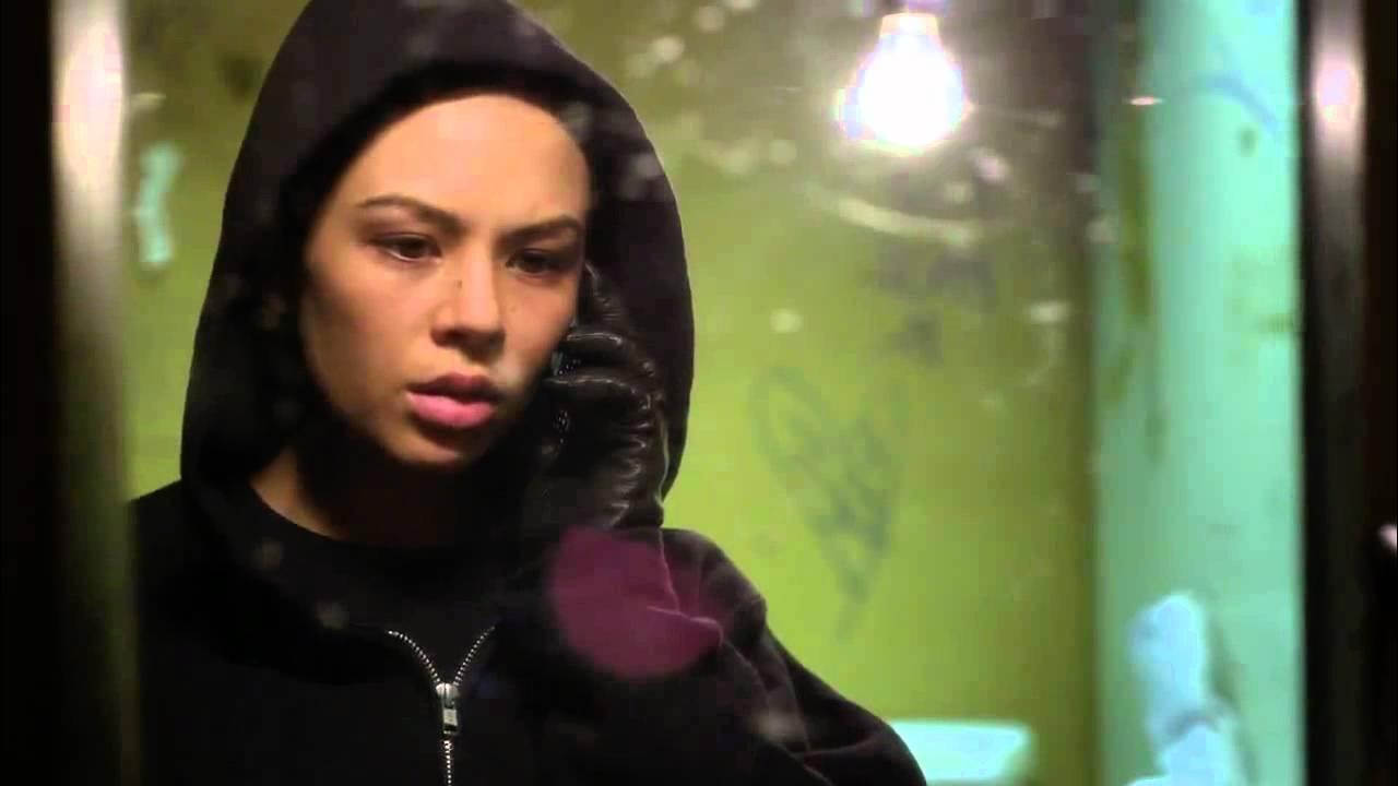 Pretty Little Liars 3x12 Sneak Peek 3 "The Lady Killer" Summer Finale (HD) - YouTube