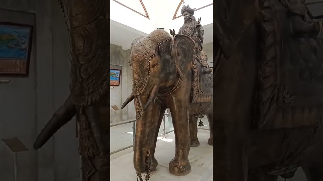 The Great King Karikala Cholan Manimandapam Memorial Hall situated in ...