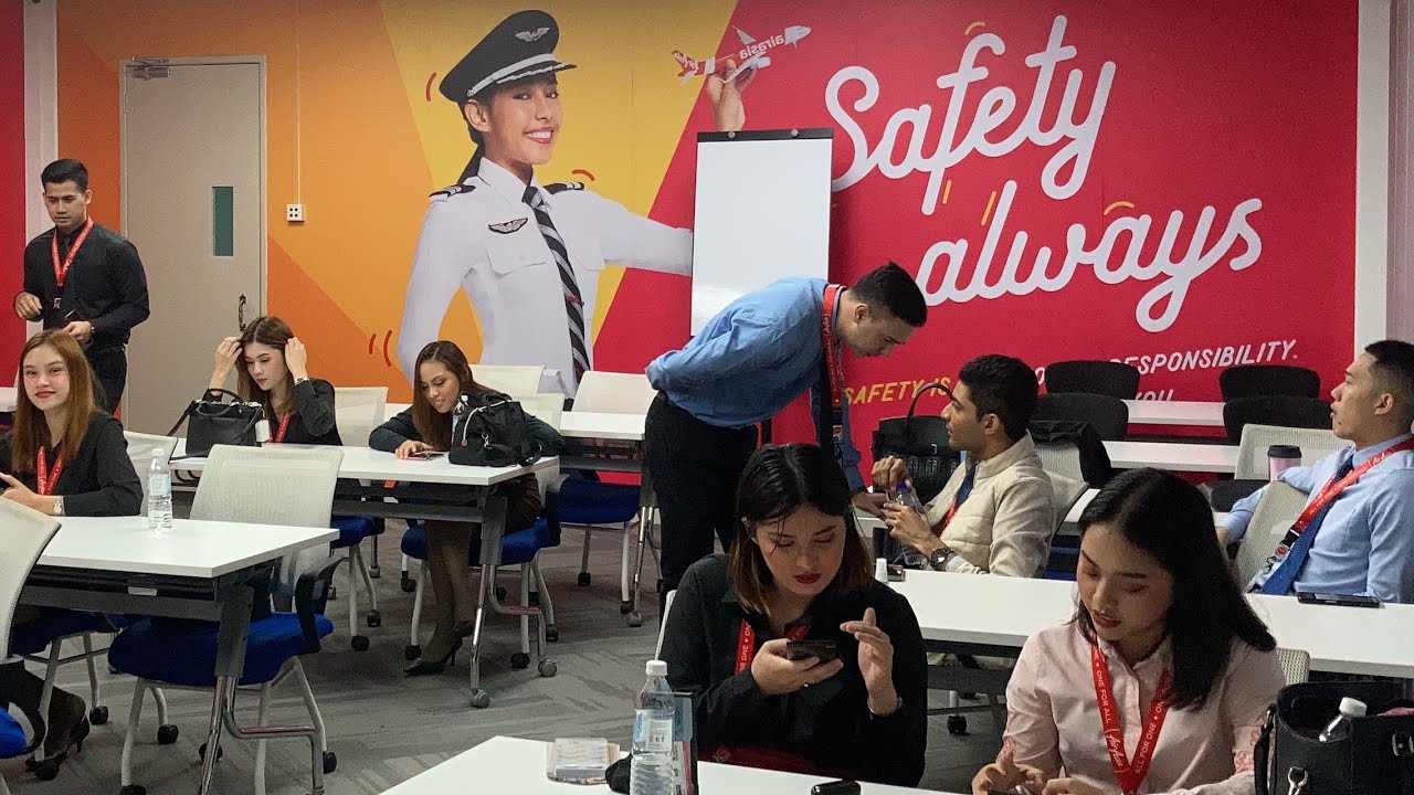 Cabin Crew Safety Training - YouTube
