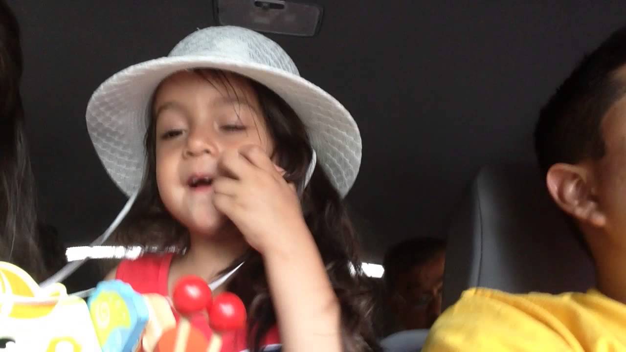 Eimy cantando - YouTube