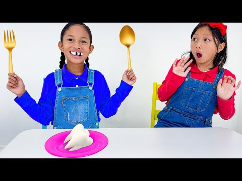 Andrea & Eva's Tooth Fairy Adventure at School!