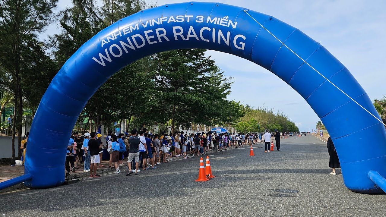 [WonderTrip 2023] Wonder Racing kiếm thưởng khủng dưới 1 tỉ! - YouTube