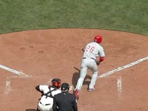 Chase Utley hitting mechanics - YouTube