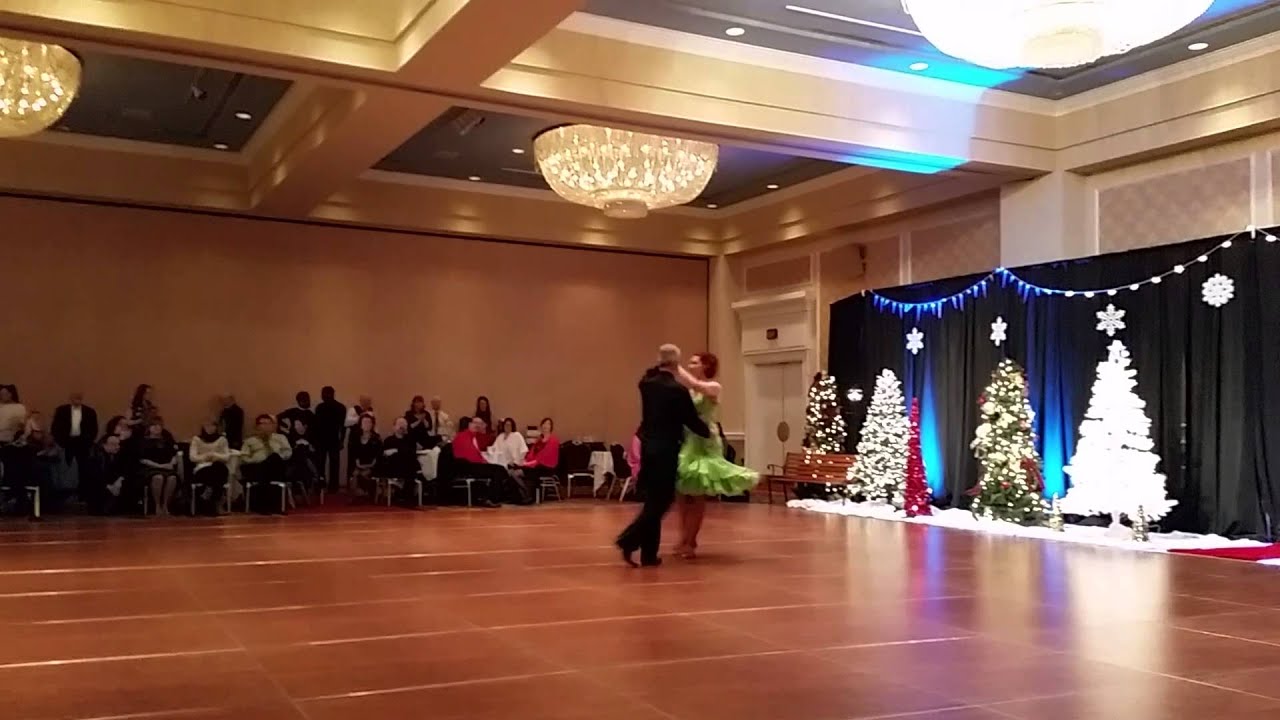 John and Jami, Christmas Samba - YouTube