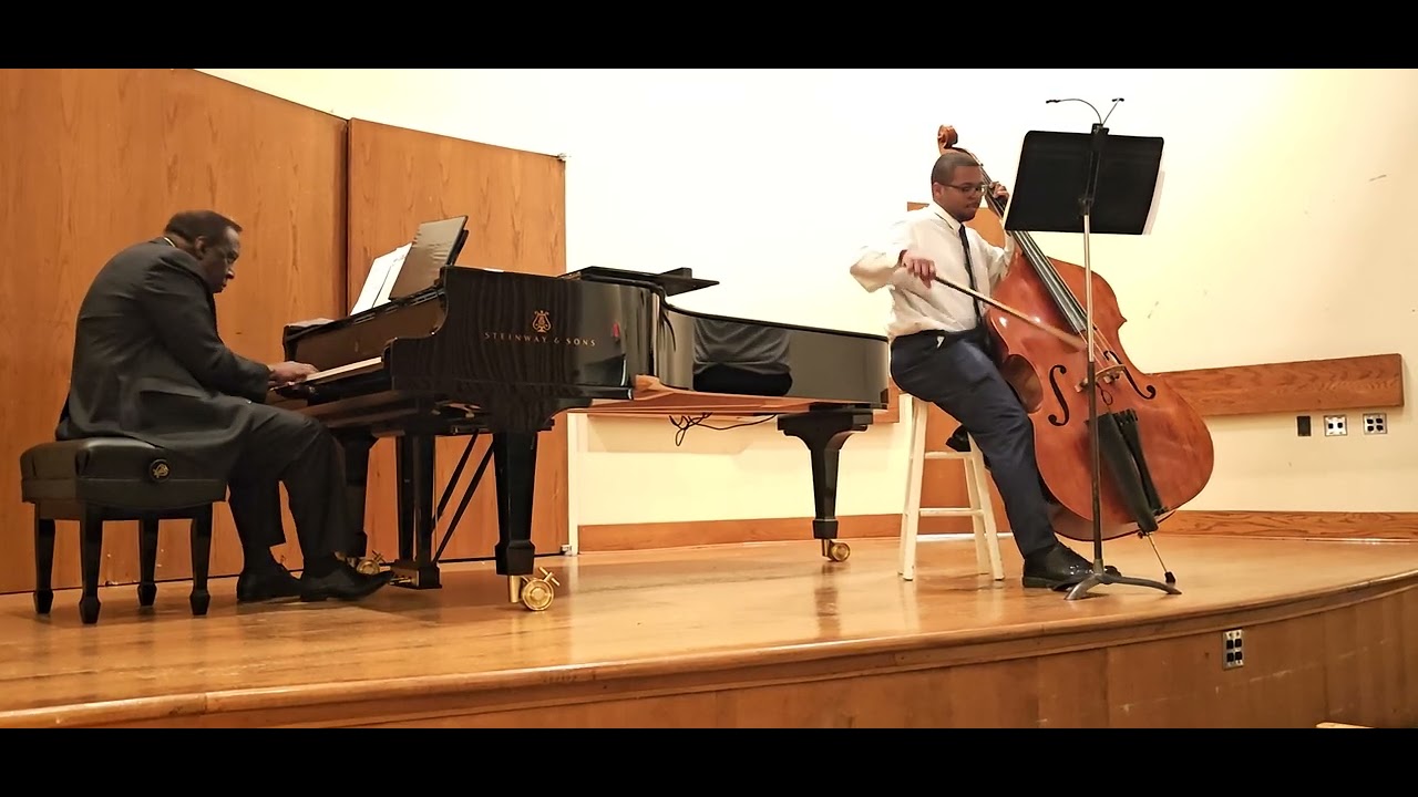 Marcus Steele (VSU) - Bass - Fly Me to the Moon - YouTube