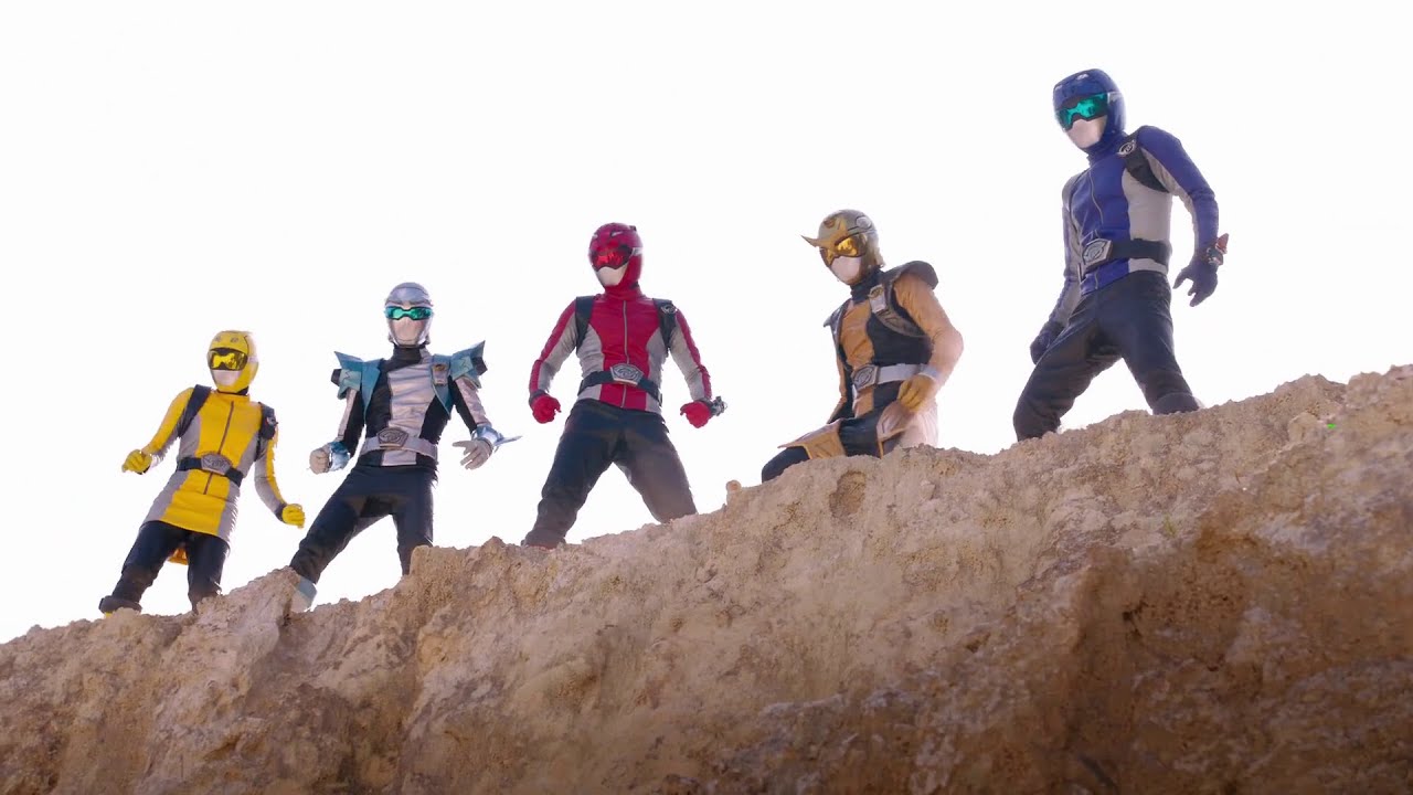 Power Rangers Beast Morphers | Rangers vs Drilltron - YouTube