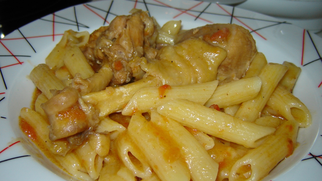 Pule Fshati me Makarona Ep.96 - Gatime te Ndryshme [ENG SUB] - YouTube