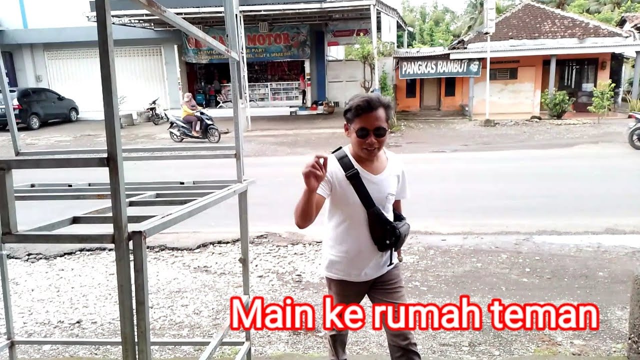 main ke rumah teman - YouTube