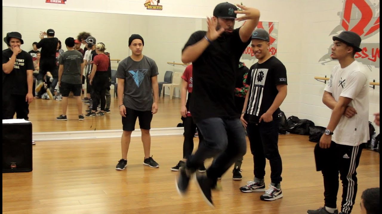 BADL - Dance Battle - EXAMPLE bringing the RAWNESS - YouTube