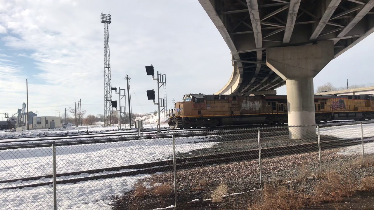 C45ACCTE 5272 leads the LUS48 into Ogden yard in Ogden Utah - YouTube