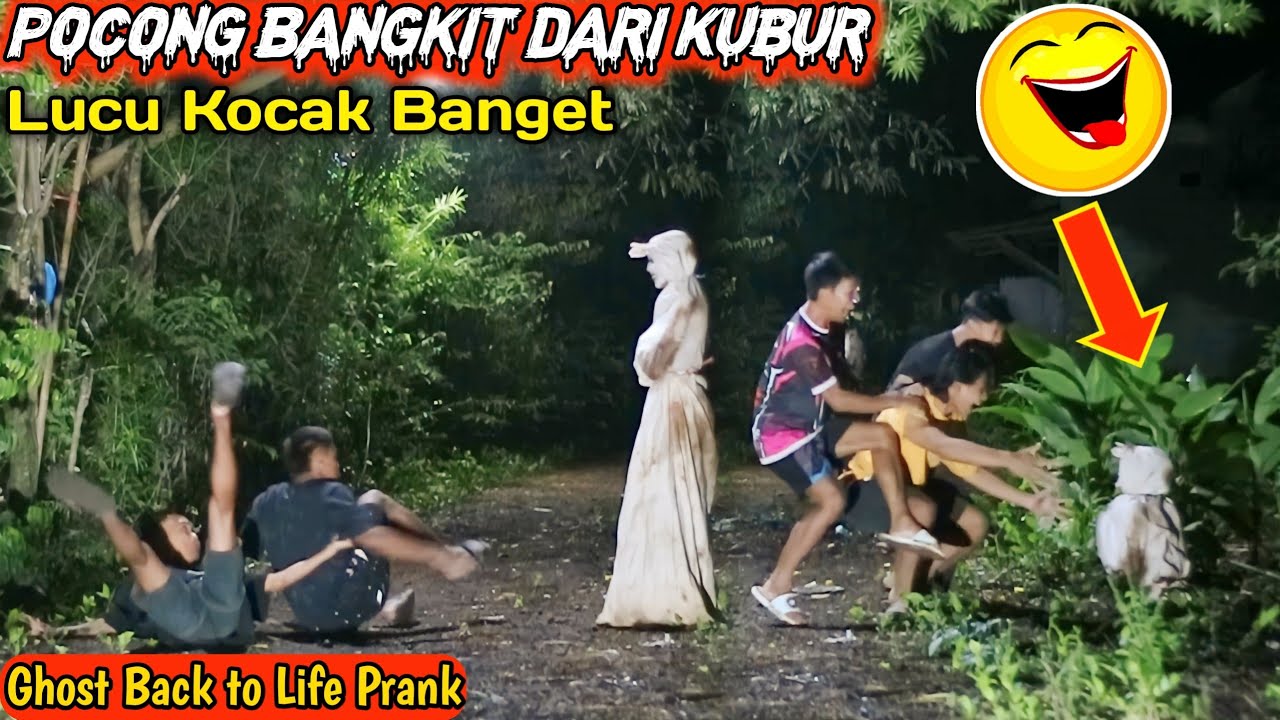 Pocong Kocak Bangkit Dari Kubur || Prank Hantu Lucu || Ghost Back to Life Prank - YouTube