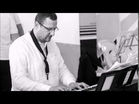 we are the champions saxophone tenor - YouTube