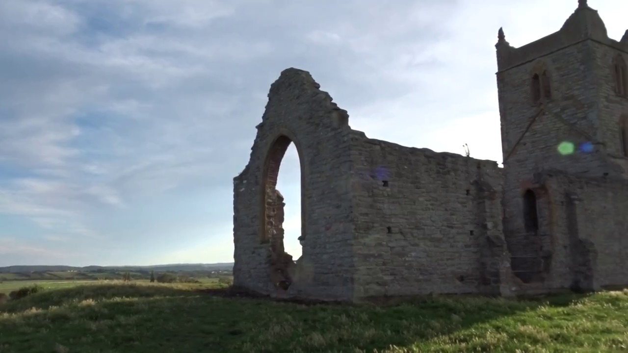 Spectacular Burrow Mump Church War Memorial Middlezoy near Glastonbury ...