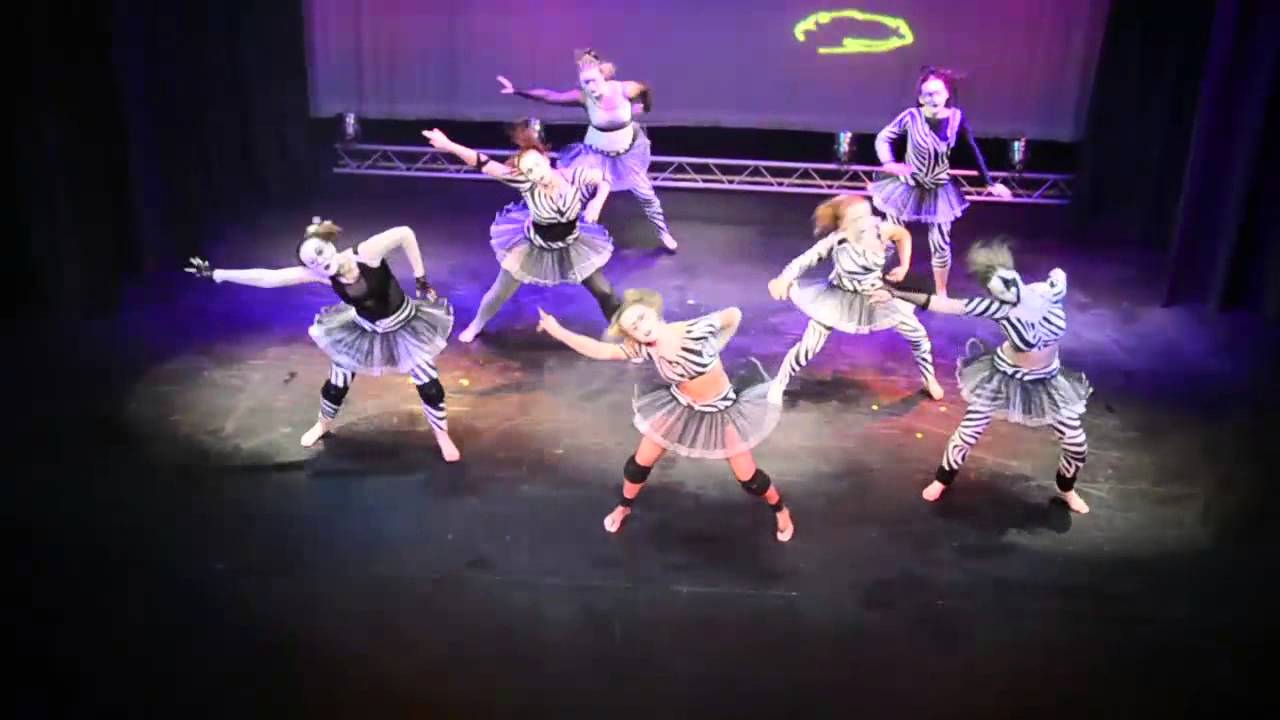 Zoë Taylor Dance Academy - YouTube