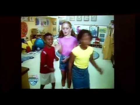 Blue's Clues - Childern Playing Dress Up